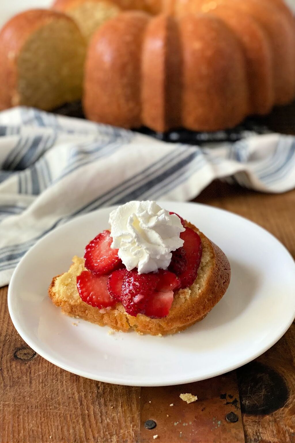Classic Southern Pound Cake with Strawberries
