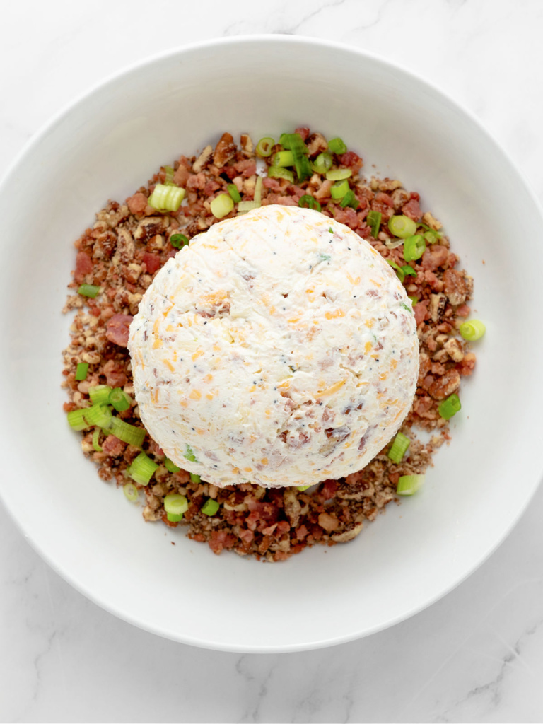 Cheeseball With Bacon and Pecans - Southern Kissed