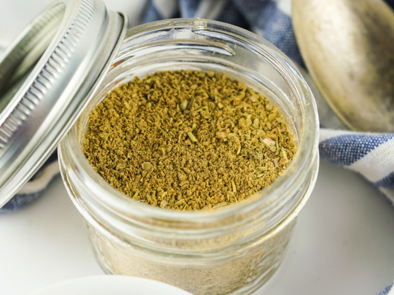 How To Make Poultry Seasoning - Southern Kissed