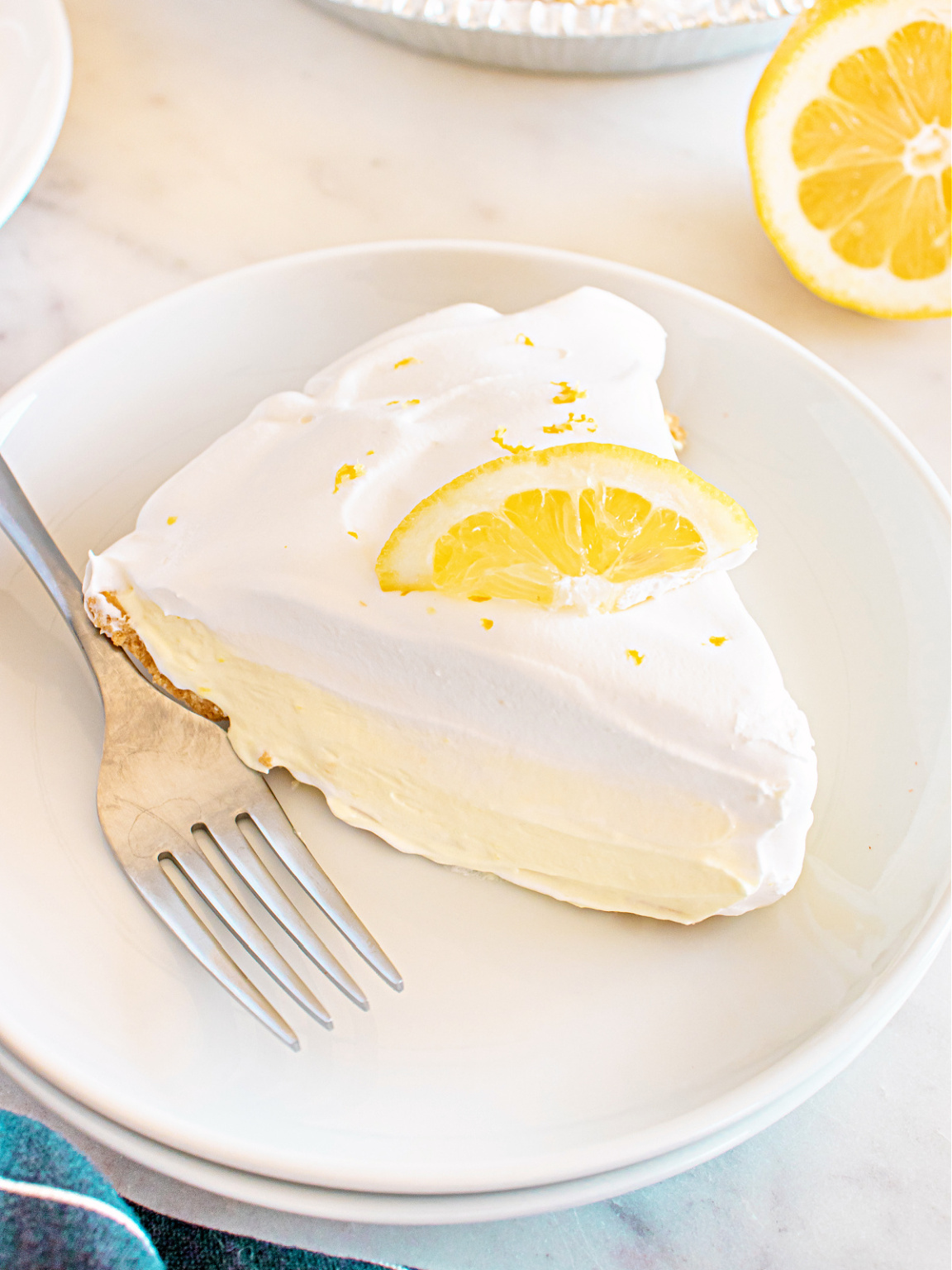 Easy No-Bake Lemon Icebox Pie Recipe - Southern Kissed