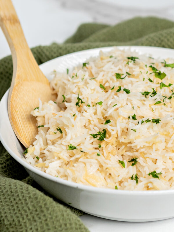 Garlic Rice Recipe - Southern Kissed